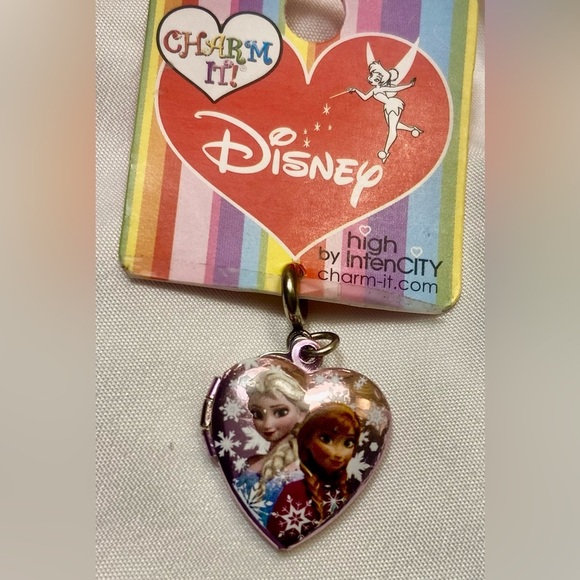 Disney | Jewelry | Disney Vintage Frozen Pink Heart Locket Elsa Anna ...
